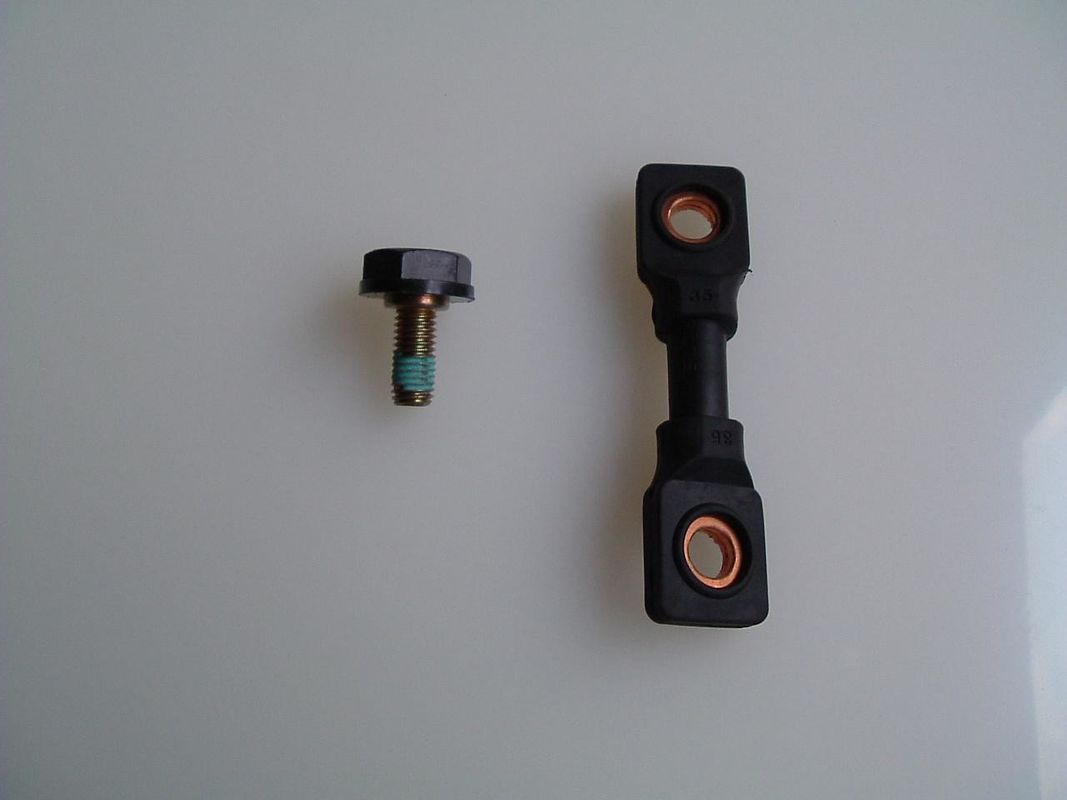 Professional M10 Traction Battery Bolt Screw Black Color With Plastic Head