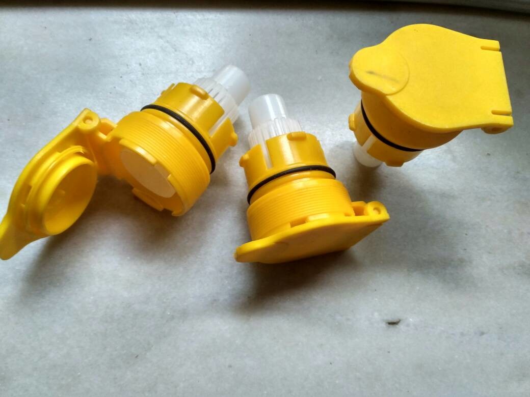 Flip-Top Battery Vent Caps Regular Size Forklift Traction Battery ...