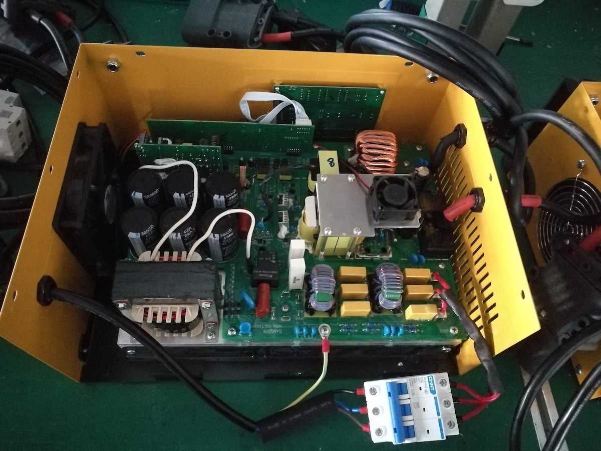 48v 30A Electricity Saving Industrial Portable Charger For MHE Fork Lift